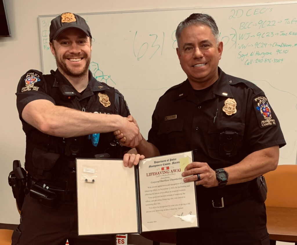 Officers Honored for Carrying Fellow Officer Across Rough Terrain to ...