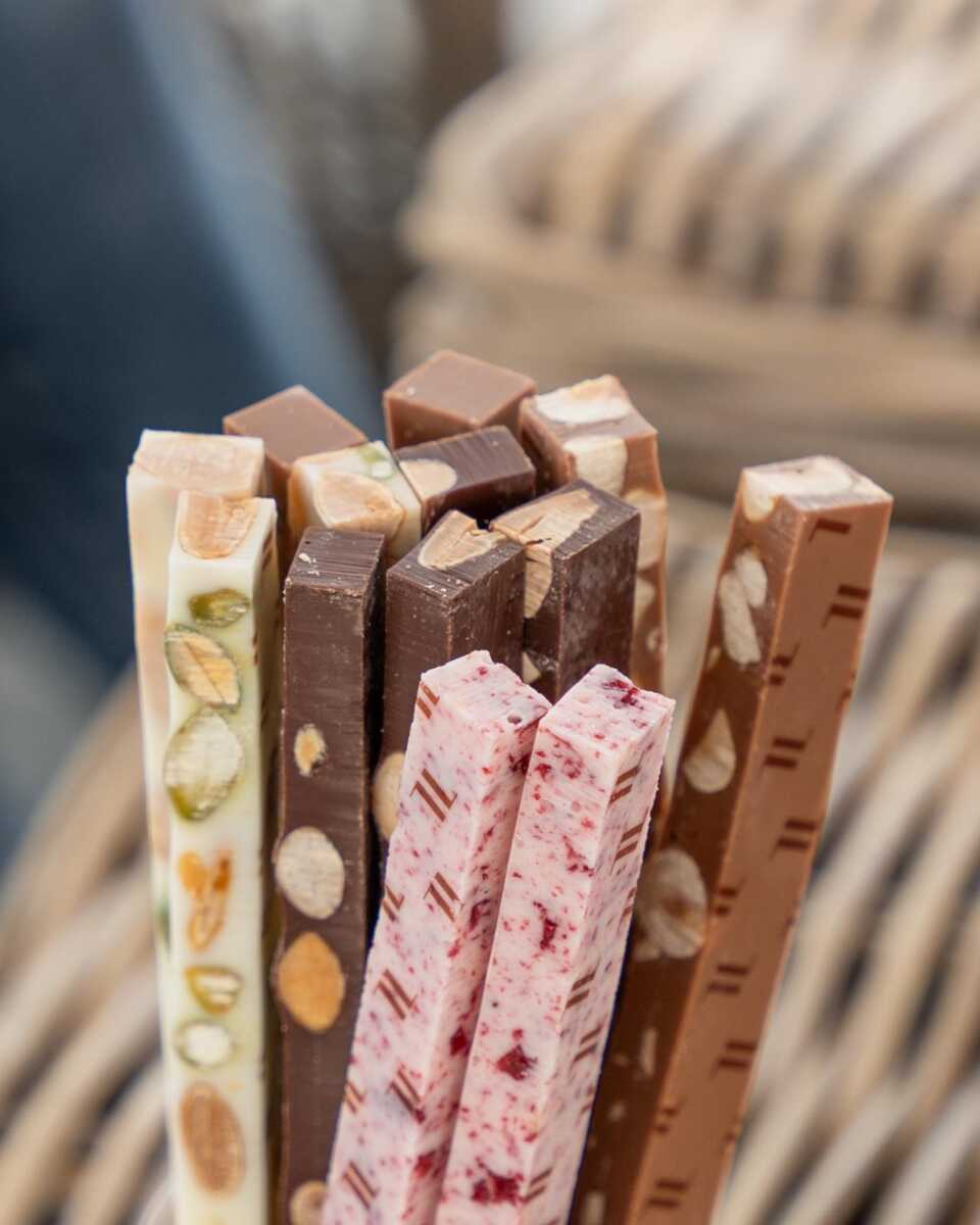 Läderach Now Open in Montgomery Mall - The MoCo Show